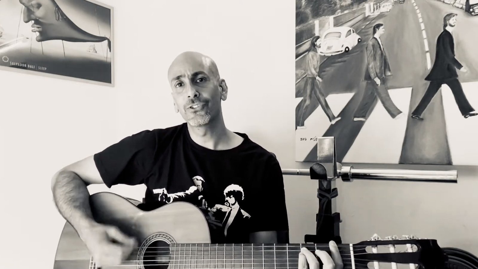 קולנוע - שרון ליפשיץ - Yuval and Guitar